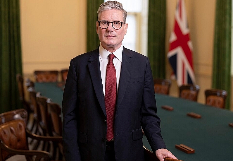 Starmer kaže da trgovinski rat nije ni u čijem interesu nakon Trampove ...